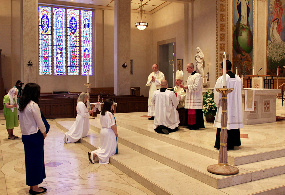 Growing number of women choose vocation of consecrated virginity | Global Sisters Report